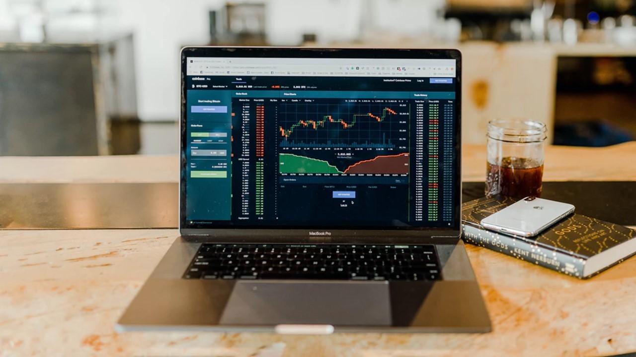 What is Crypto Face's Net Worth and Who Is the Mysterious Crypto Trader? What is Crypto Face's Net Worth and Who Is the Mysterious Crypto Trader?