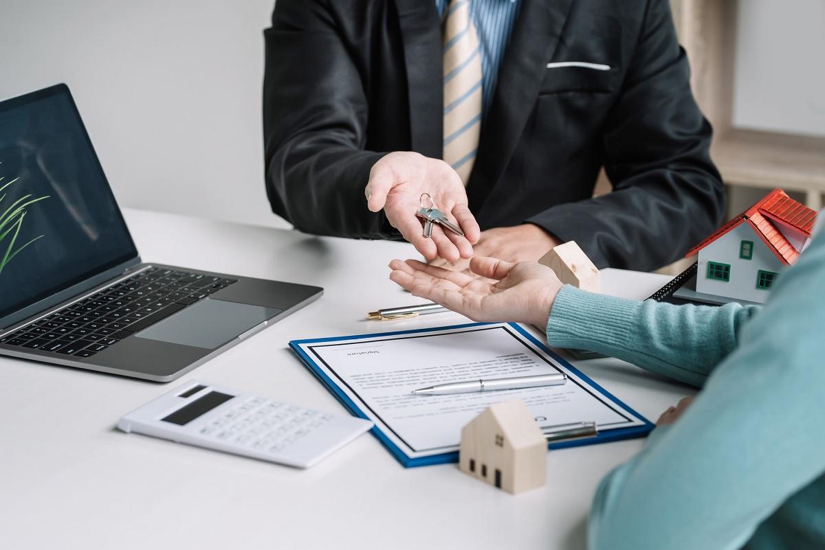 Homeowner Stimulus Relief Program in 2022 — Who Qualifies?