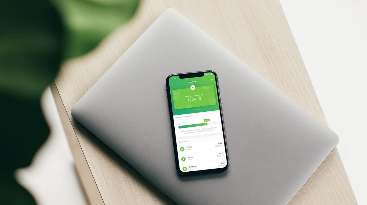 How Does Acorns Work and Is It a Safe Investment Tool?