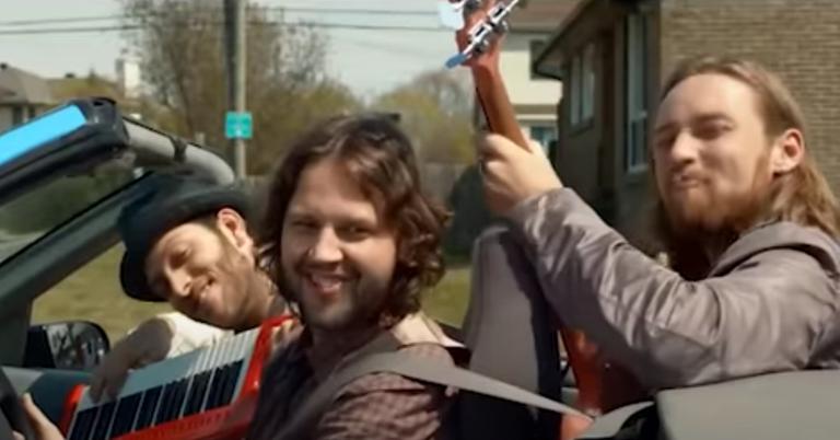 What Happened to the Free Credit Report Band? Info on TV Ads