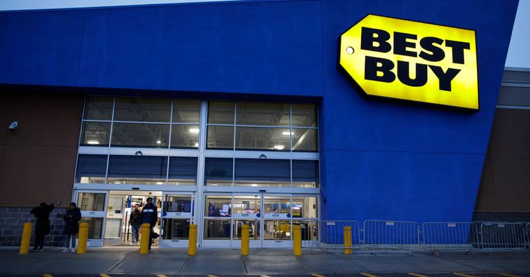 10 Stores With Best Employee Discounts — Great Deals at Work