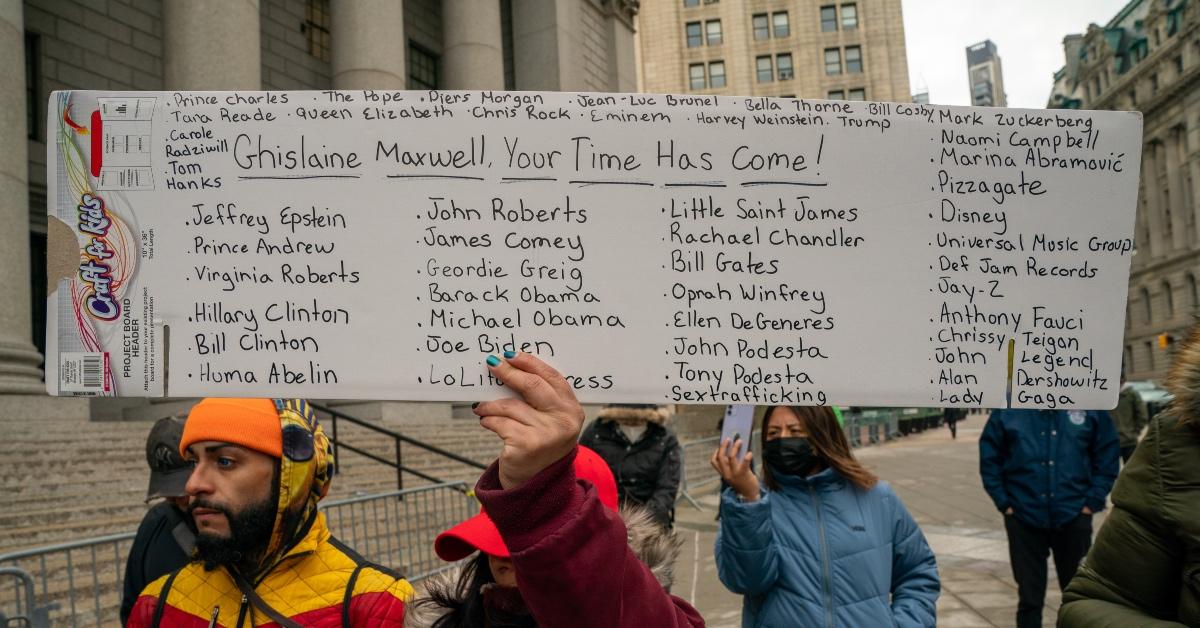 Ghislaine Maxwell Put on Trial With Harsh Memes to Follow