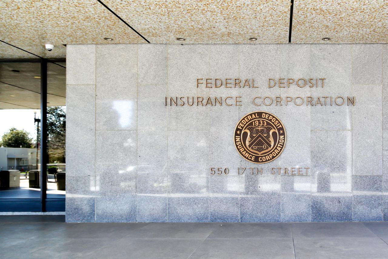 What's the Difference Between FDIC and SIPC Insurance?