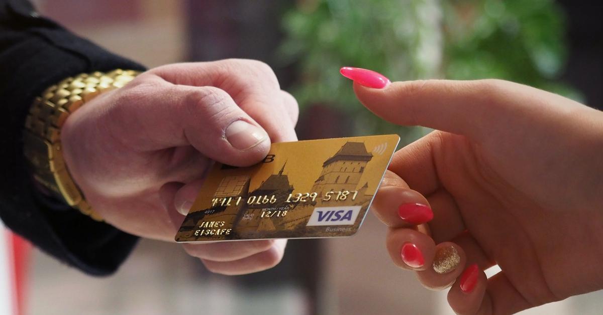 What Are the Best Joint Bank Accounts for Couples?