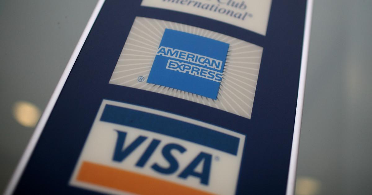 What Happens to the Merchant When You Dispute a Charge?