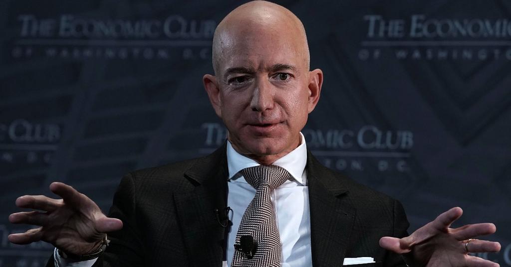 Forget His Fortune, What’s Wrong With Jeff Bezos’ Eye?