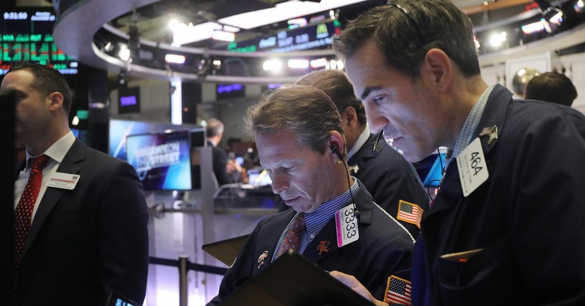 Secular Growth or Cyclical: Stocks to Buy Now Amid Rate Hikes