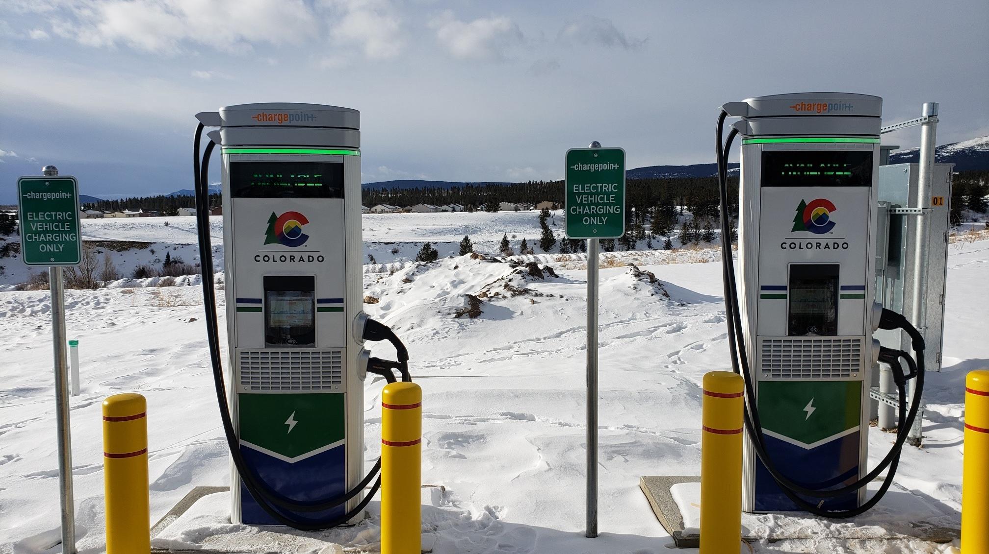 Should I Buy ChargePoint (CHPT) Stock to Invest in the EV Market?