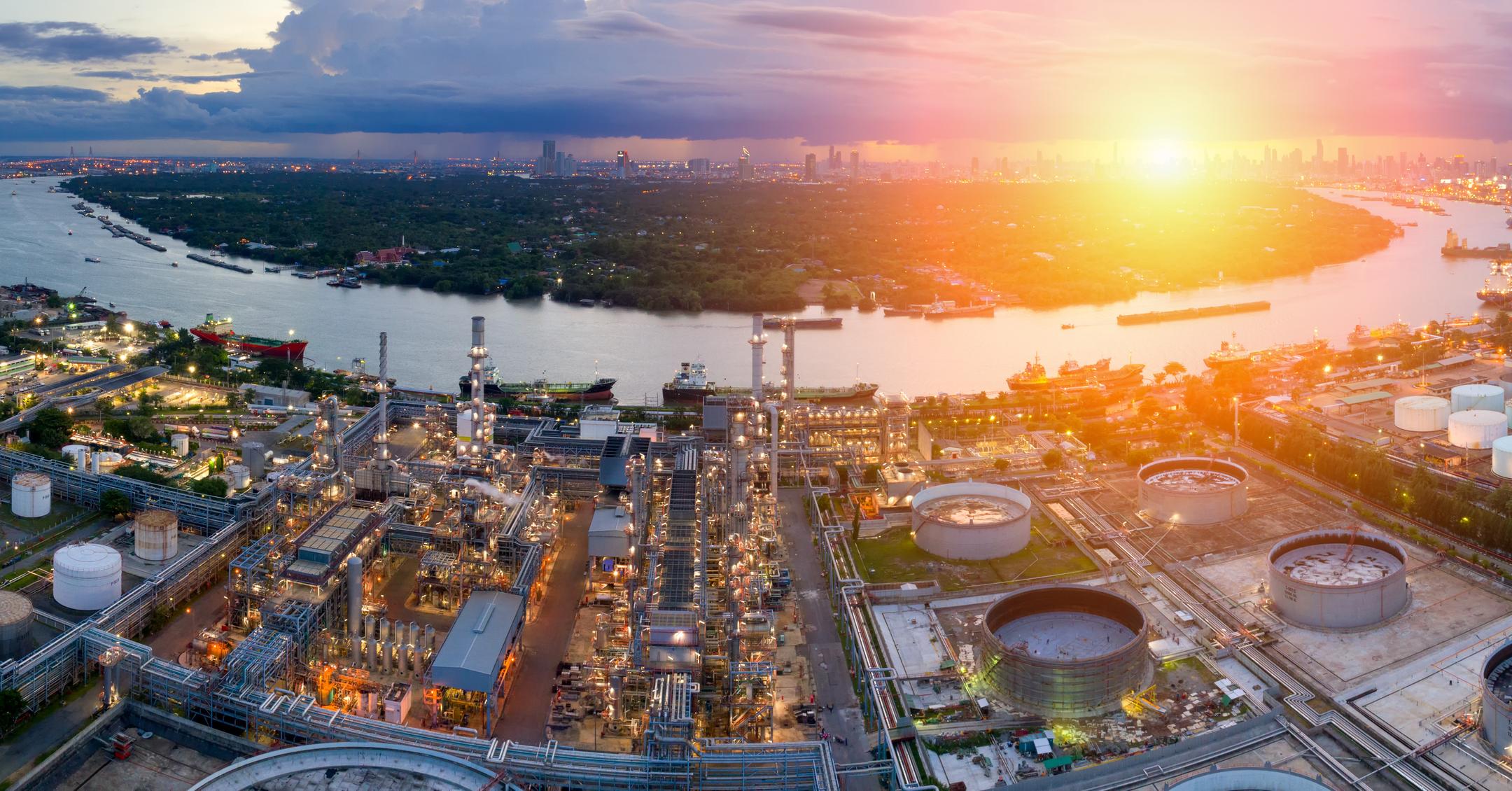 Refining Crack Spread Overview: All You Ever Wanted to Know