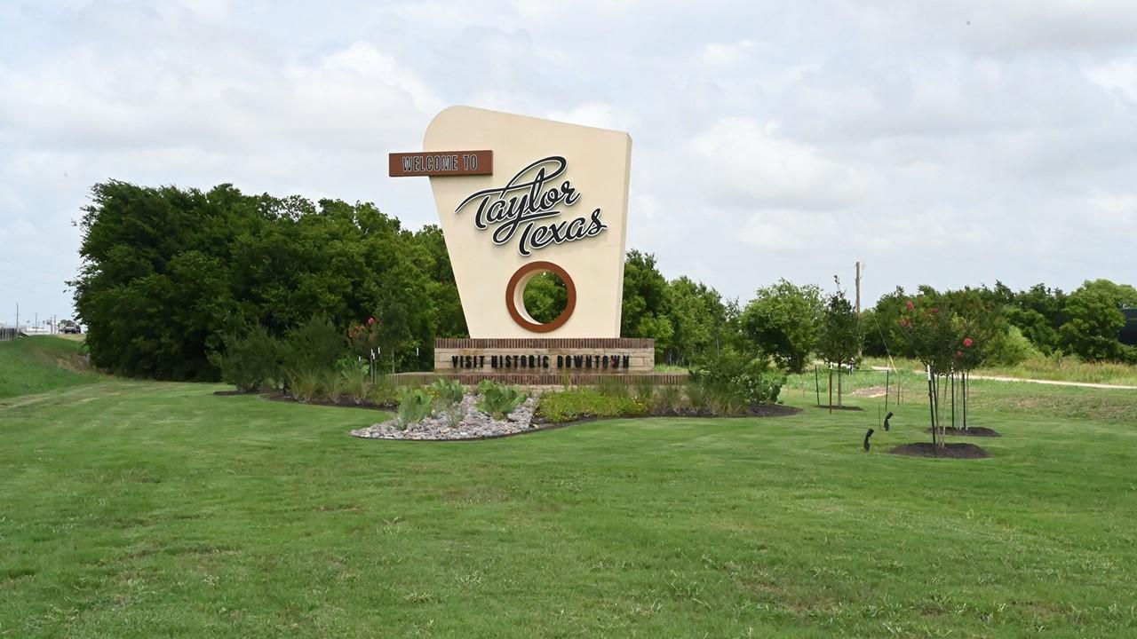 Samsung to Open $17 Billion Chip Manufacturing Plant in Taylor, Texas