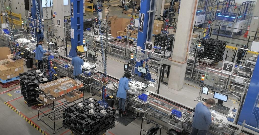 Does Amazon Own Canvas Technology? Robotics Acquisition, Explained