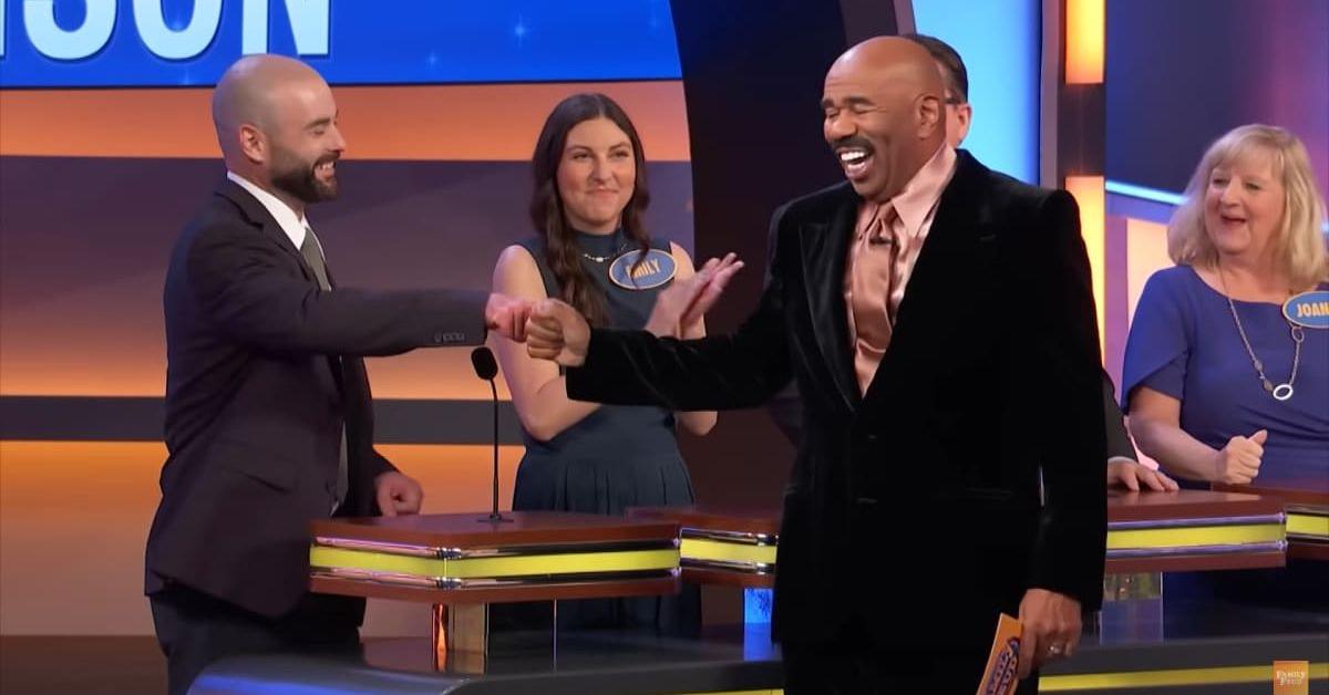 'Family Feud' contestants make Steve Harvey lose it with their wild ...
