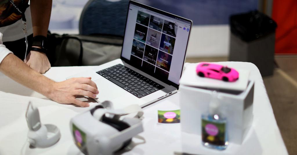 How Does Section 230 Work? The Rule, Explained