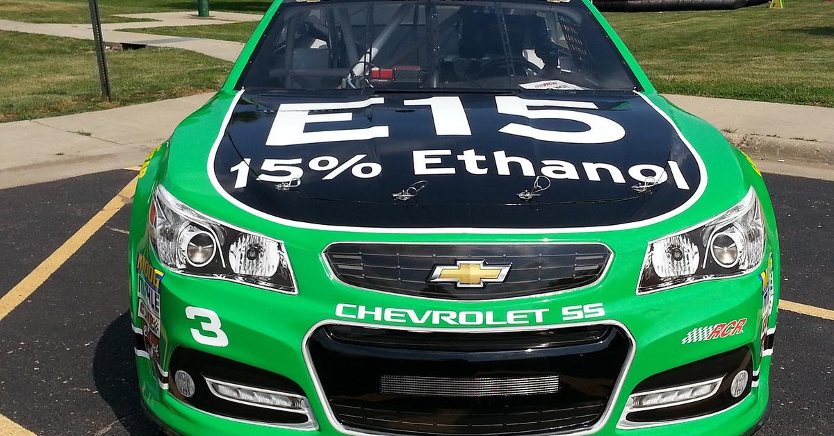 Why Is Selling E15 Fuel Normally Banned in Summer?