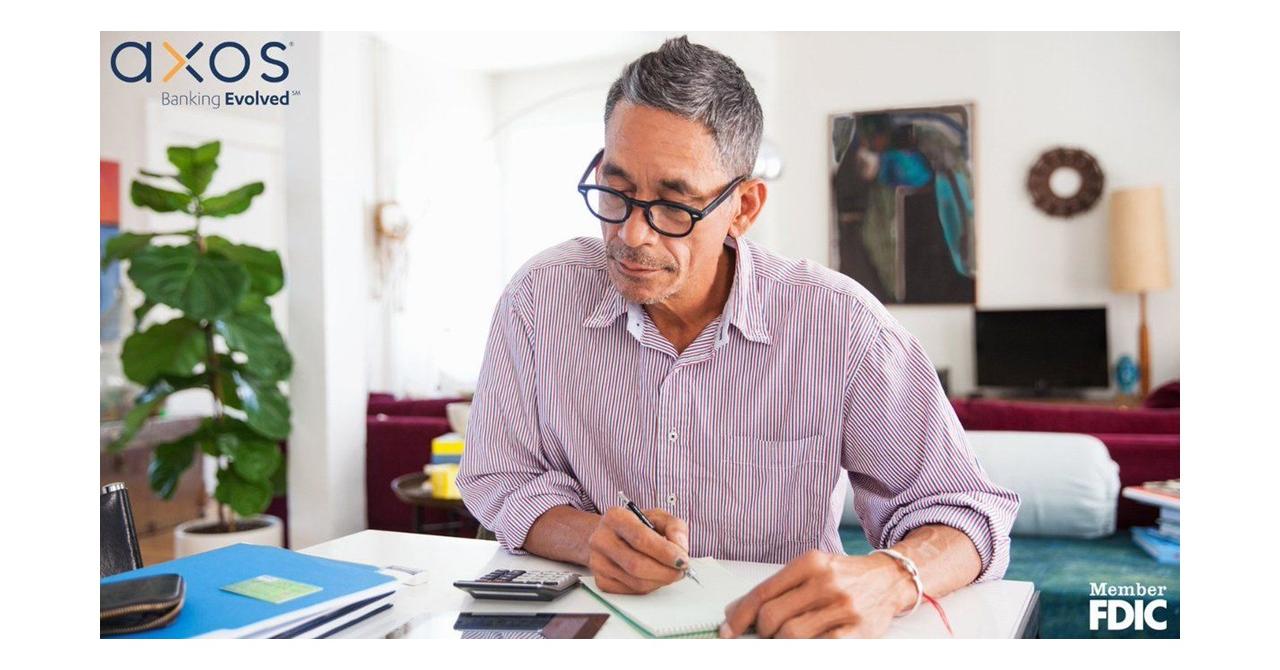 Whos Owns Axos Bank? All About Its History and Leadership