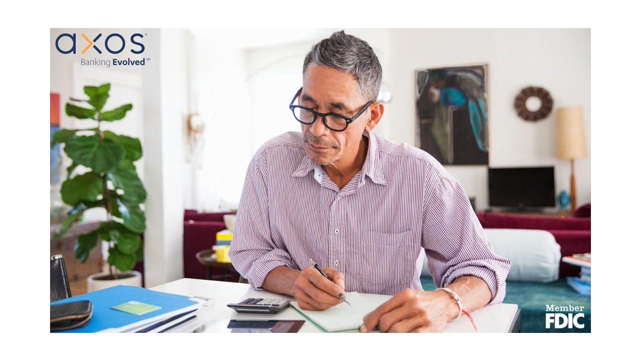 Whos Owns Axos Bank? All About Its History and Leadership