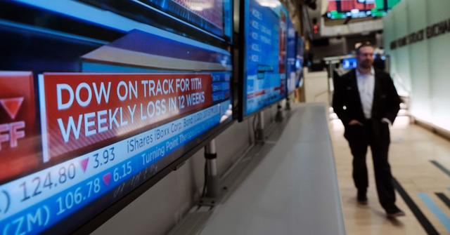 How Does a Recession Affect the Stock Market?