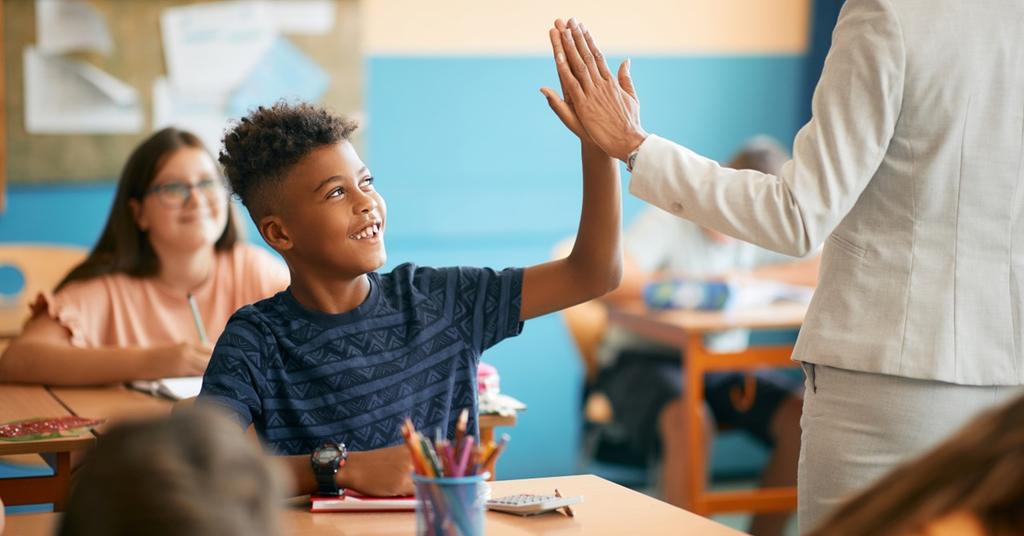 Should Financial Literacy Be Taught In School Research Explained should-financial-literacy-be-taught-in-school-research-explained
