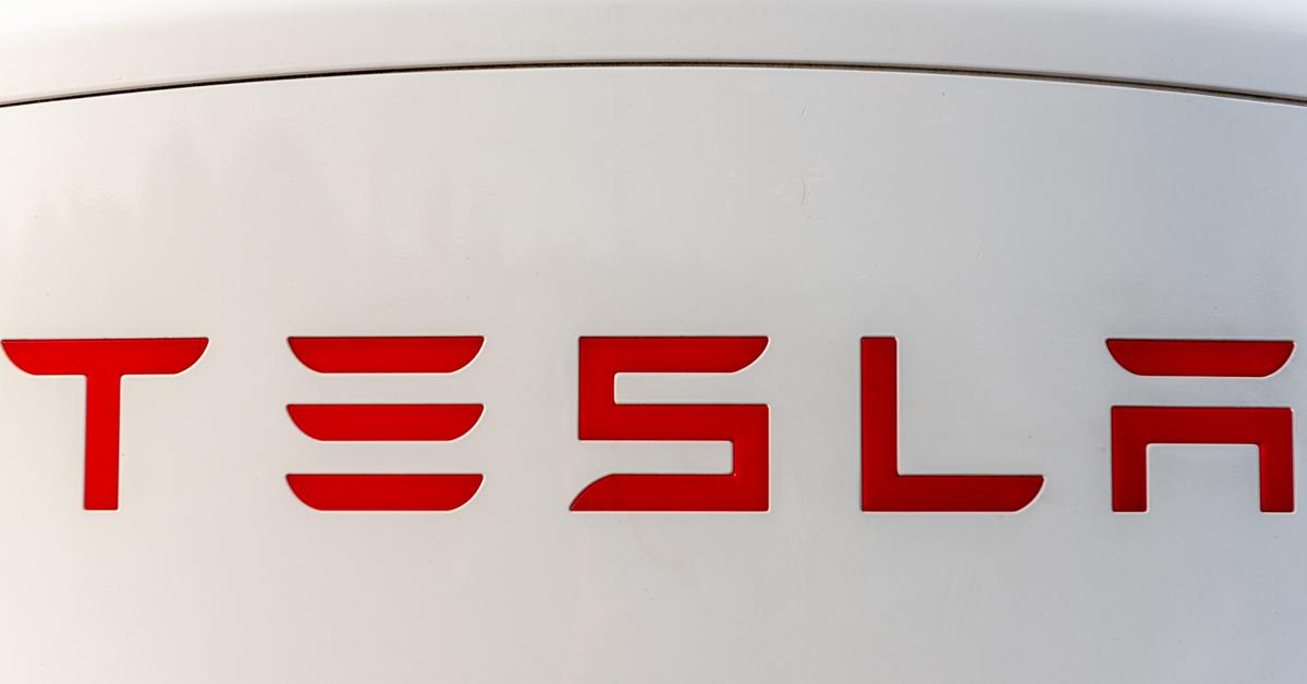 Tesla, Elon Musk, and the Great Twitter Game!