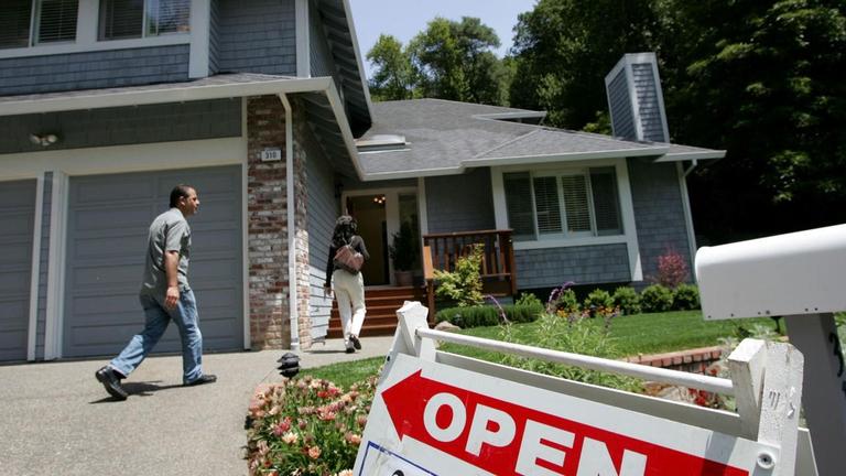 If you get a text message asking to buy your house, it's likely a scam ...