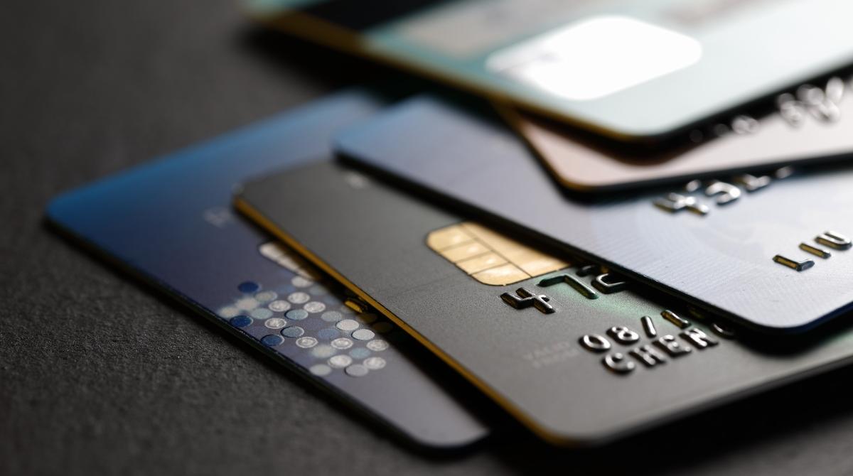 Are Discover Cards Good? Here Are the Pros and Cons