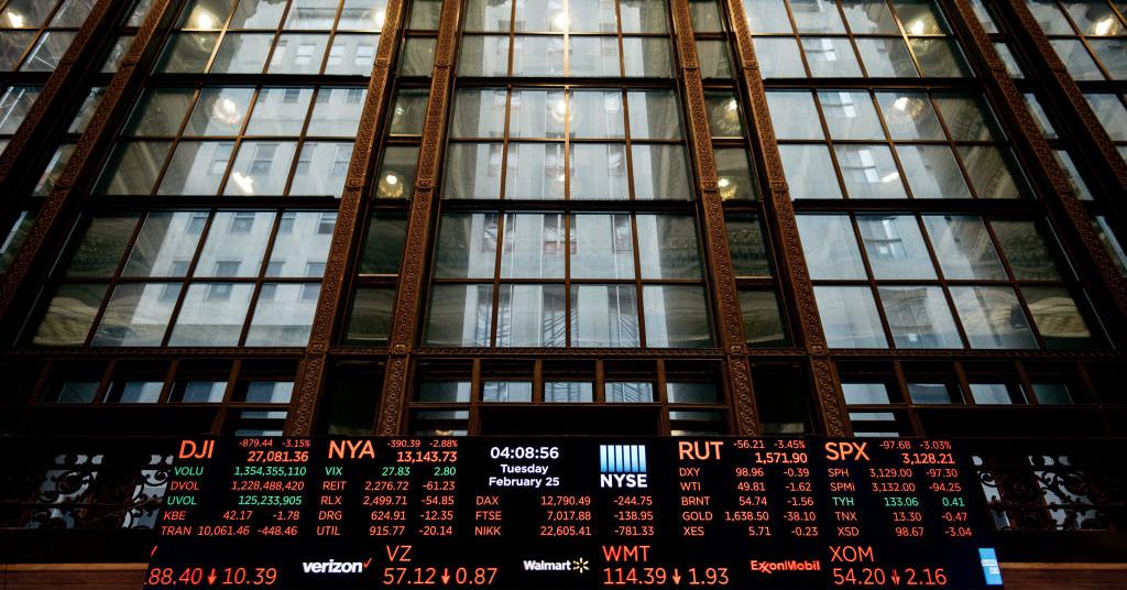 VTI Versus VOO ETF: Tax Efficiency, Explained